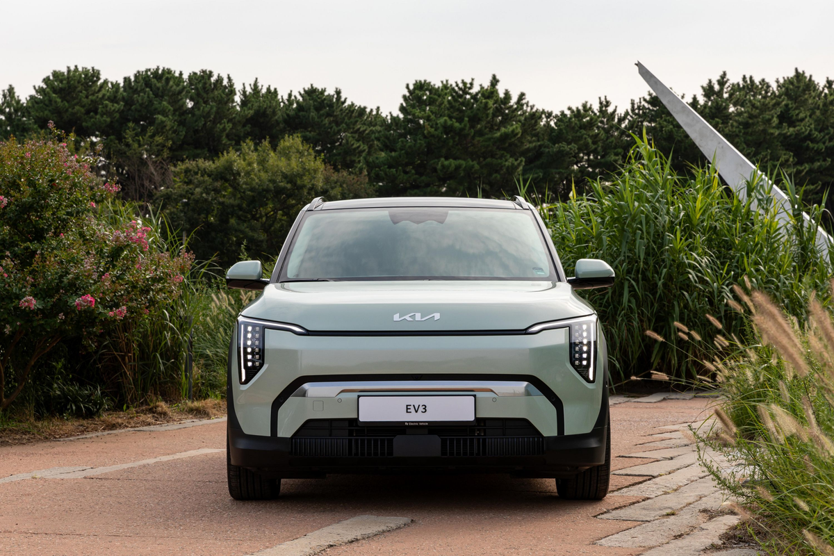 Explore KIA Car Reviews, Latest Models, and Expert Insights