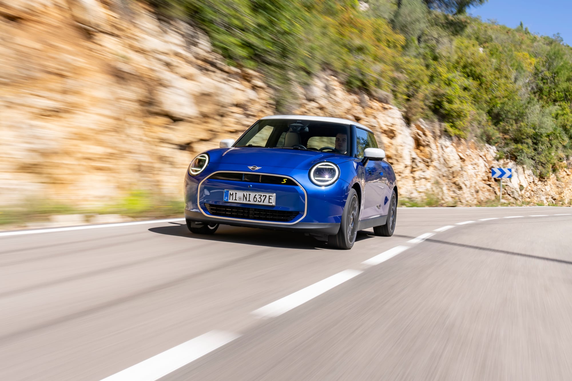 2025 Mini Cooper Review - Full Roundup | CarExplore