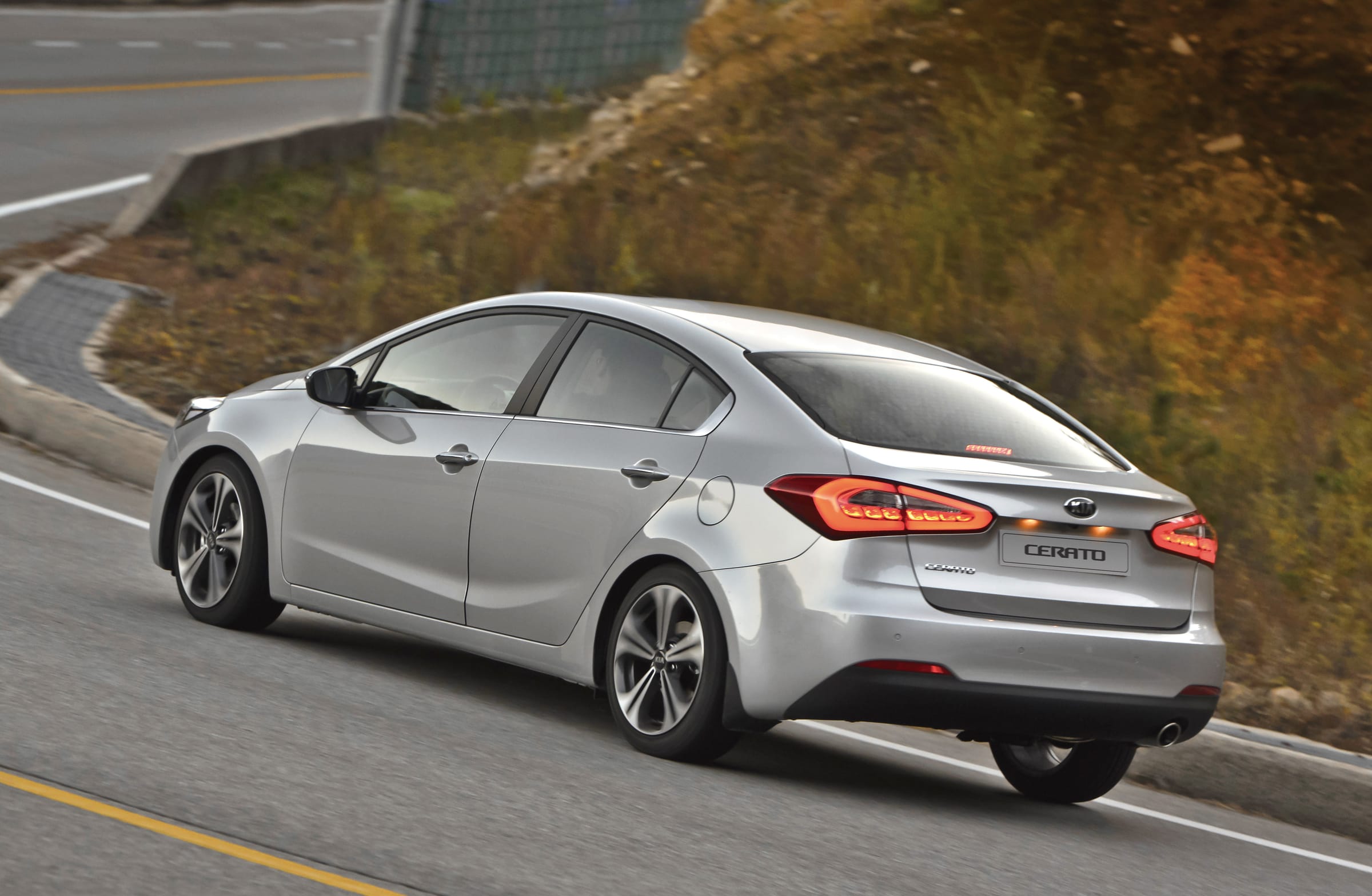 2025 Kia Cerato Review: Price, Specs and Rating